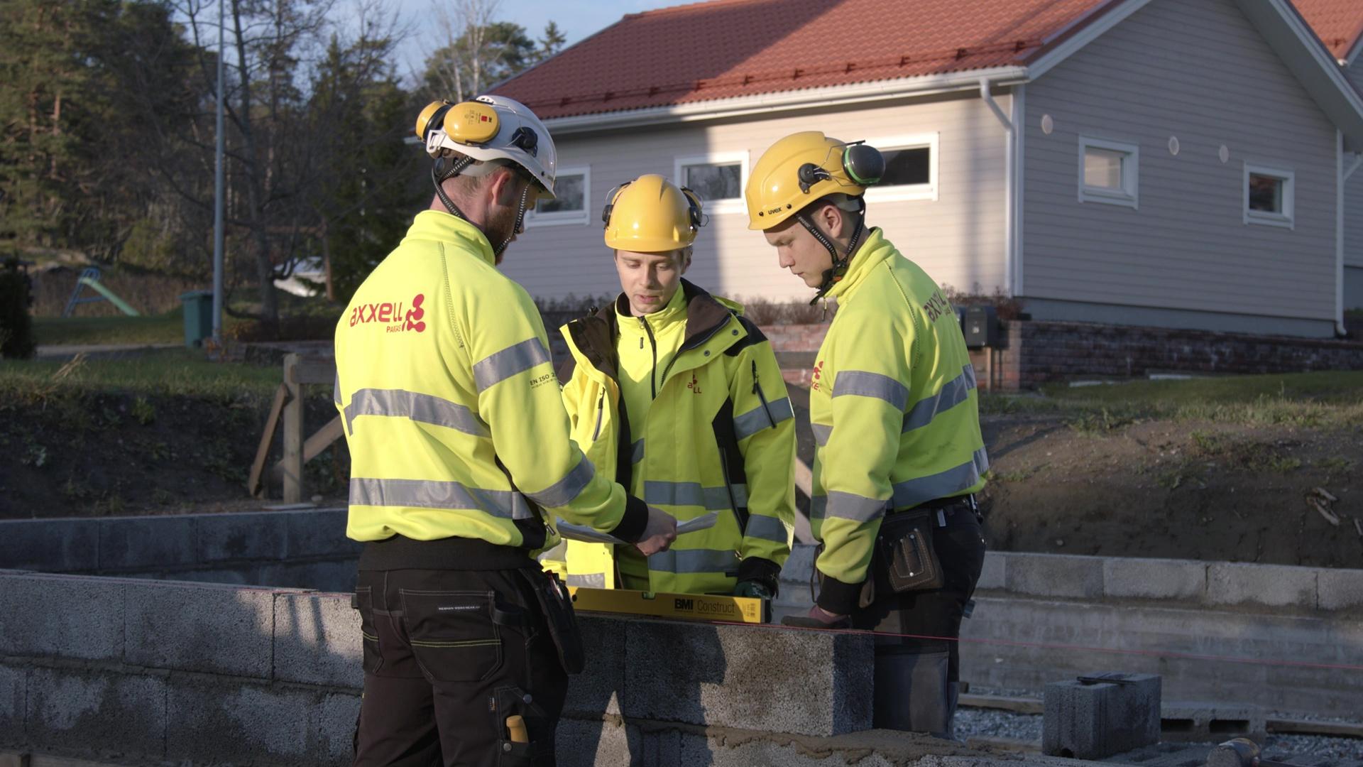 Husbyggare, flerform, Karis - Axxell