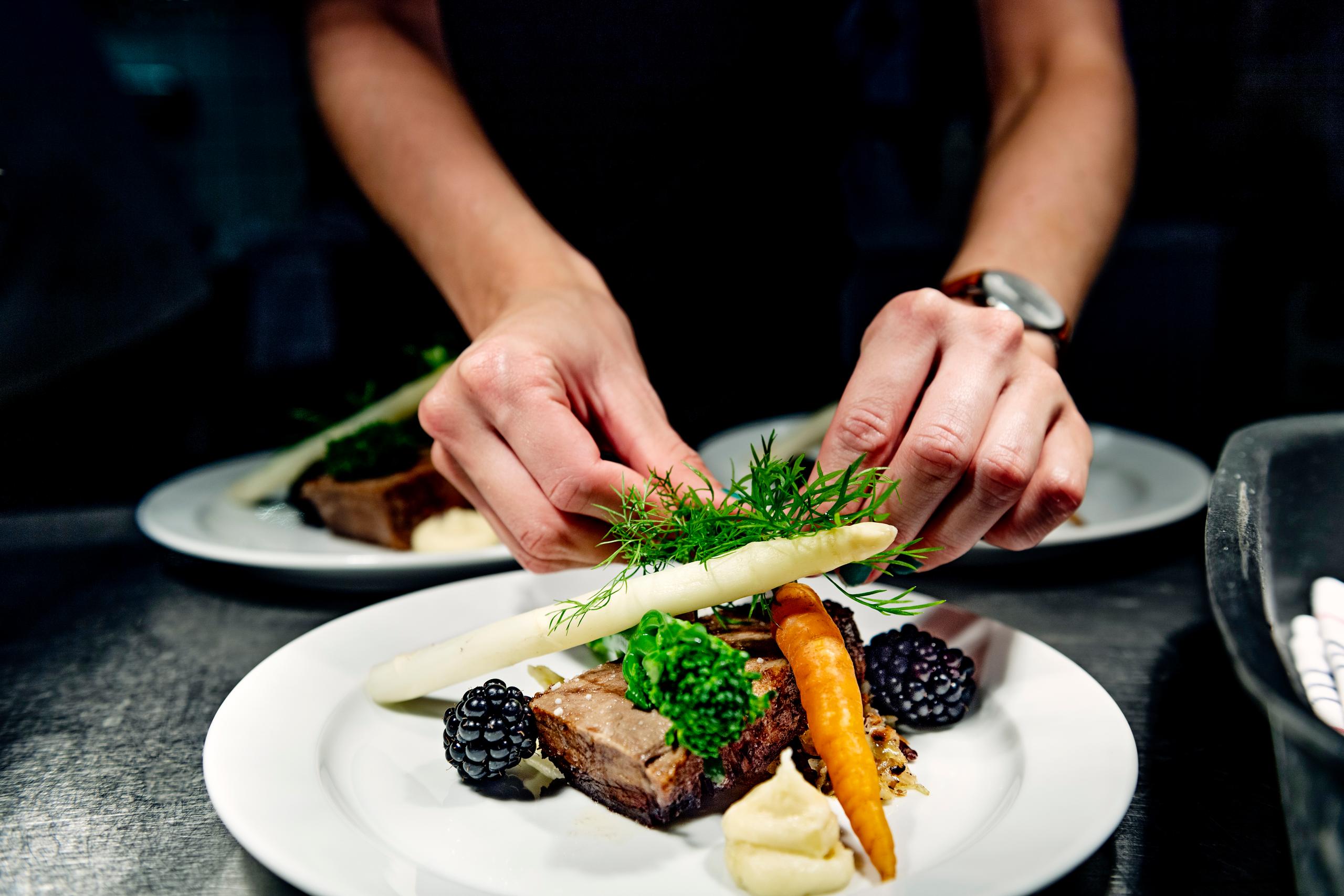 Kou­lu­tus­ra­vin­tola Kök & Sal - Axxell