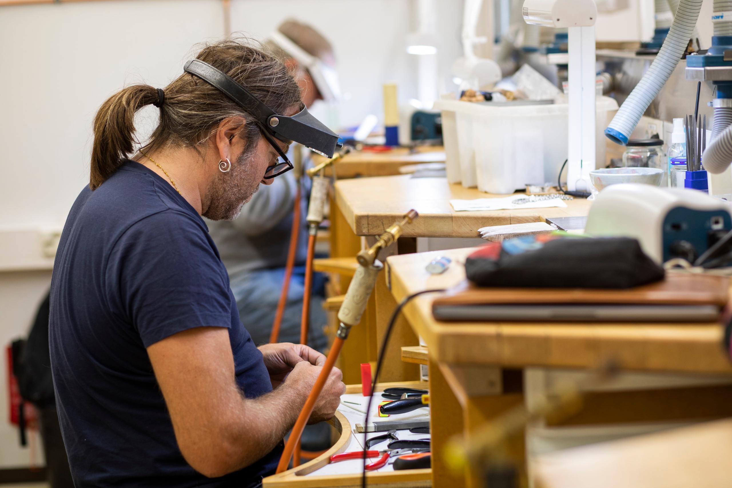 Artesaani, kultasepänala - Axxell